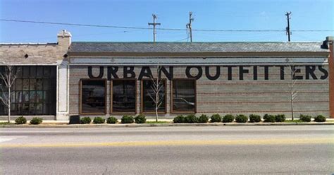 Hipsters Rejoice Urban Outfitters Is Open In Memphis I Love Memphis