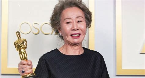 Veteran Actress And Minari Star Youn Yeo Jung Leaves Hook