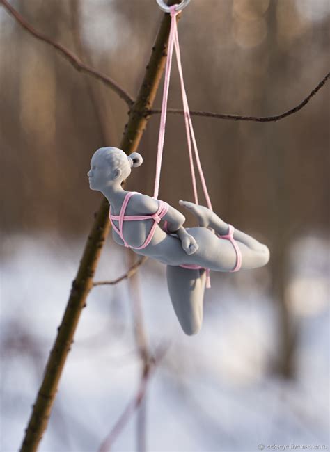 Статуэтка шибари девушка Shibari подвеска на зеркало в интернет