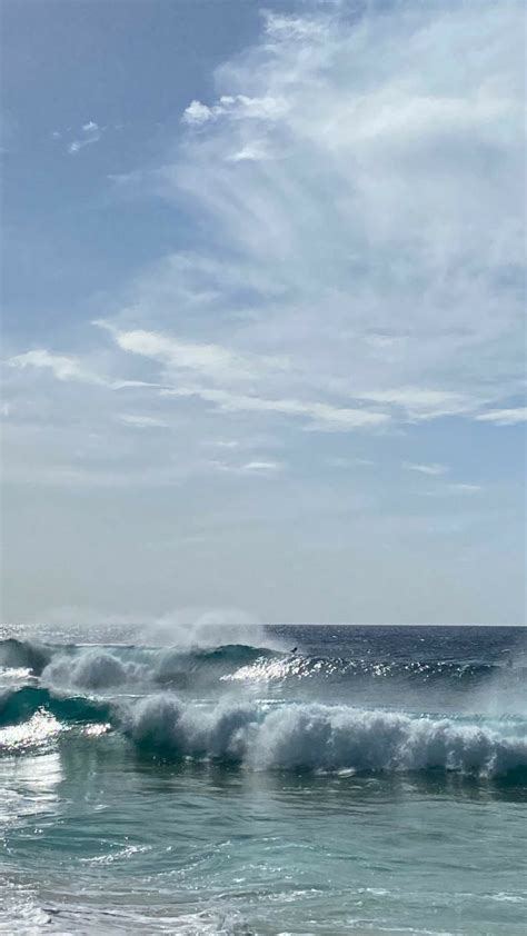 Pin By I L I A N A On Blue 💙 Ocean Surfing Scenery