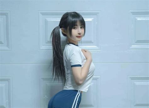 桜井宁宁体操服：青春气息与活力展现 虾仁猪心