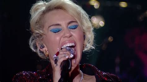 Miley Cyrus Maybe Live From Acl Festival The Global Herald