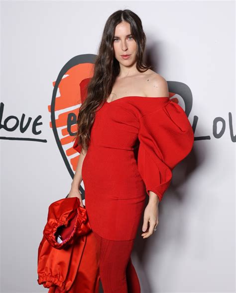 Scout Willis In Bathing Suit Is On Vacation — Celebwell