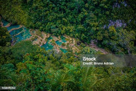 Semuc Champey Con Rio Azul Hermo Paisaje Foto De Stock Y Más Banco De Imágenes De Belleza