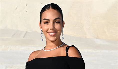 Georgina Rodríguez Biography Height Weight Age Movies Husband
