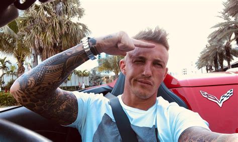 De Repartidor De Pizza A Operar En La Bolsa Y Dar Consejos Por Redes