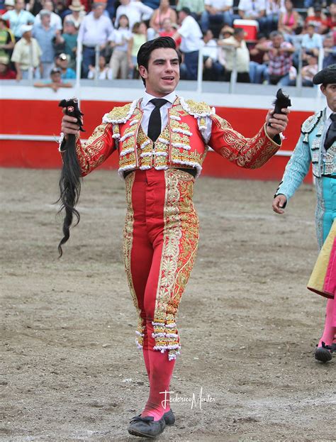 “colombo” Suarez Junto A José Luis Rodríguez Ante Toros De El Capiro En Táriba Para Info