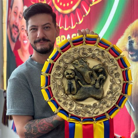 Felipe Correa Felipecorreaoficial • Instagram Photos And Videos