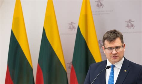 Из Каунаса отправилась колонна из более чем 30 автомобилей предназначенных для Украины Delfi Ru