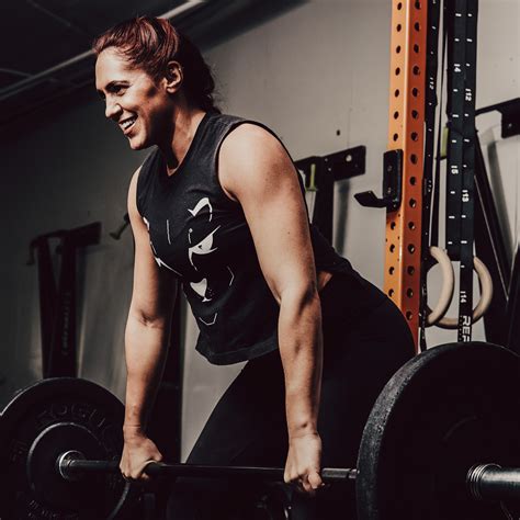 Women To Watch Courtney Roselle Strong Fitness Magazine