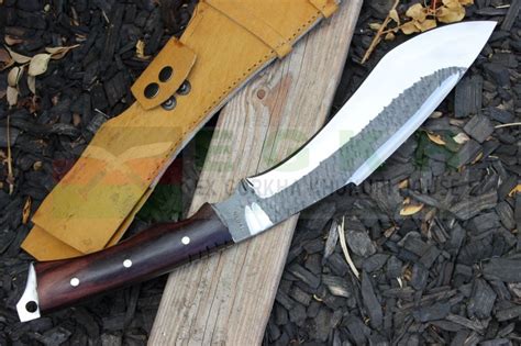 Kukri Knife Set