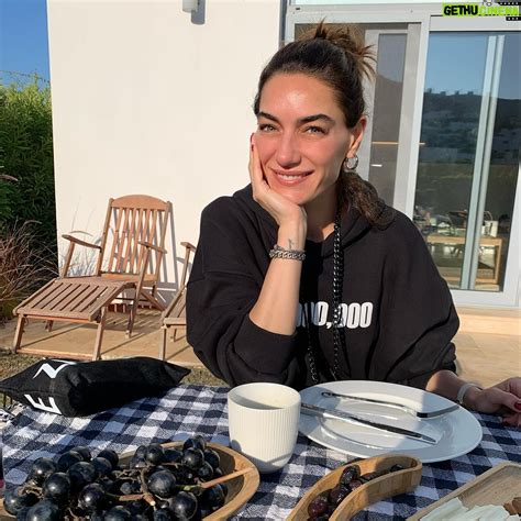 Hande Subaşı Wiki Biography Age Gallery Spouse And More