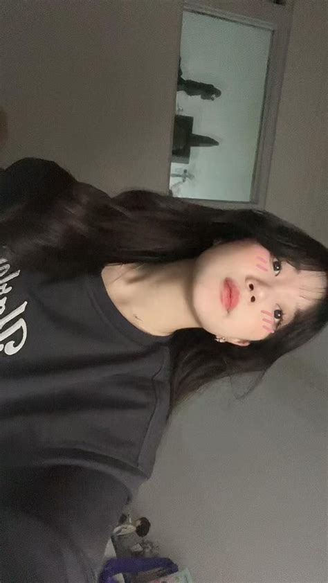 [video] Pin Oleh I Love Adel Di Jkt48 Di 2024 Gaya Sporty Potret