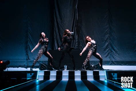 Jls Command The Arena Stage At The O2 Rockshot Magazine