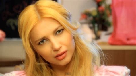 Video Dovada Că Dan Badea Suferă După Lora Ce A Postat Pe Internet La Două Săptămâni După