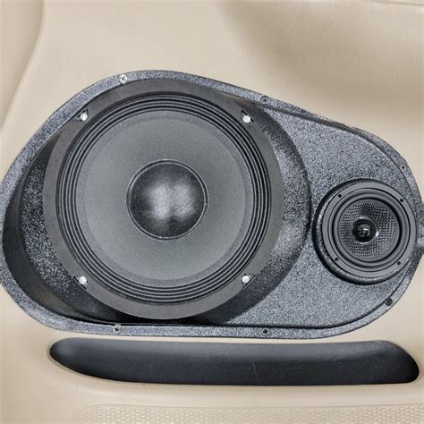 B Stock 8″ 3 5″ Front Door Speaker Pods For The 1999 2003 Ford F150