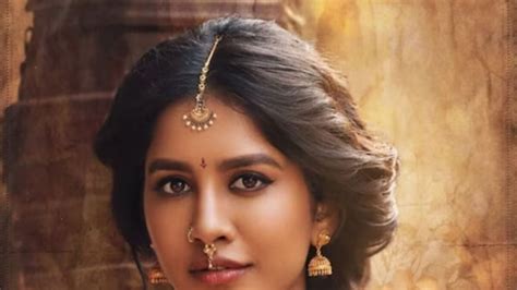 Nabha Natesh Roped In For Nikhil Siddharthas Swayambhu News18