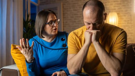 11 Subtle Signs A Wife No Longer Respects Her Husband Yourtango