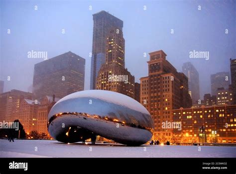 Chicago Skyline Om Natten Vinter 501 Chicago Skyline Winter Stock