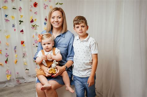 Oliwia I Wiktor Fotografia Rodzinna Wrocław Fotografia Noworodkowa