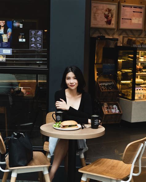 Emily Lim 林佩琦 Emilylimpeychi • Instagram Photos And Videos