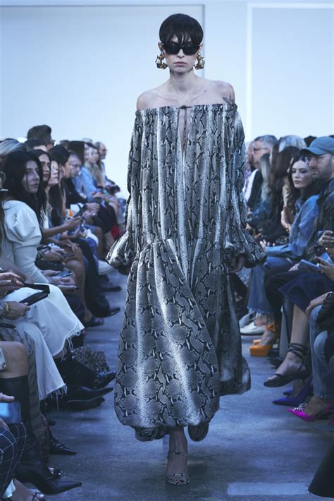 Khaite Rtw Spring 2023 Photos