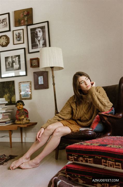 Colette Rose Mcdermott Feet Aznudefeet