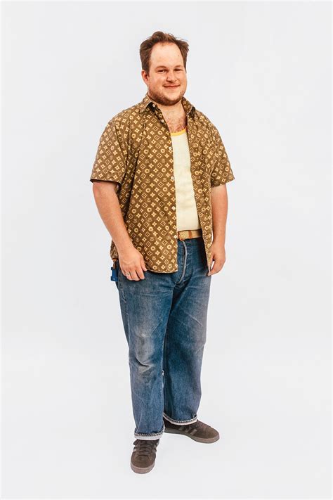 Photos Shoppers At Chad Senzels Vintage Pop Up In Nyc