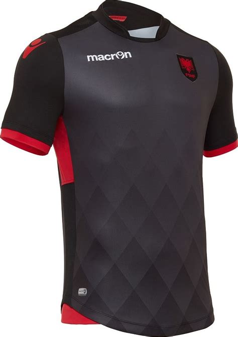 10 Ideas De Uniformes Deportivos De Hombres Uniformes Uniformes De Futbol Camisetas De Fútbol