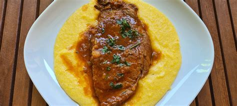 Juneći šnicli U Umaku S Palentom Mamin Ručak