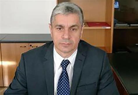 Vlada Postupila Po Sudskoj Presudi Simić Vraćen Na Mjesto Direktora Srpskainfo