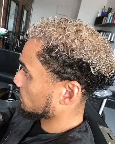 25 Attractive Short Curly Hairstyles For Men