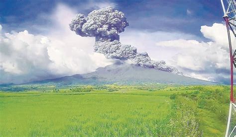Kanlaon Volcano Erupts The Manila Times