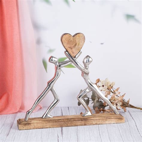 Декоративна статуетка Сърцето на единството S Ts Bg