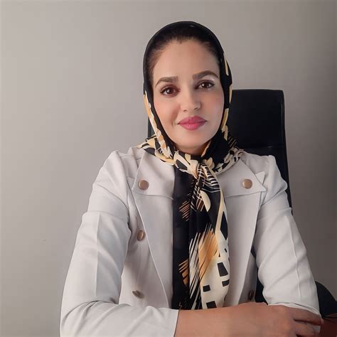 صفحه اصلی راضیه احمدی