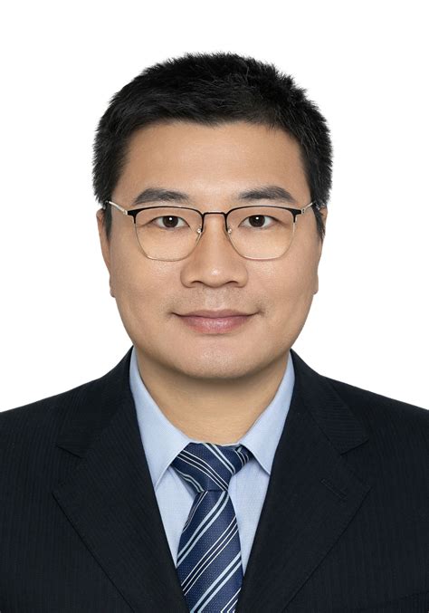 副院长 吴胜 北京邮电信息与通信工程学院