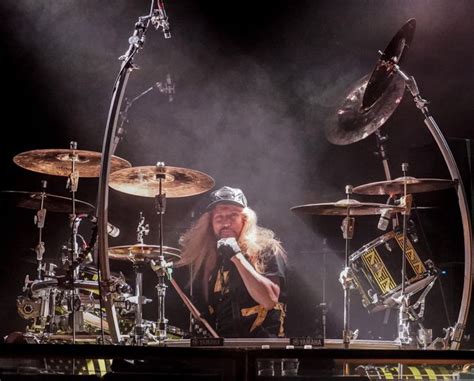 Pin By Gilles Seguin On Stryper Tribute Songwriting Singer