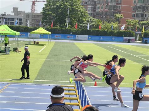 重庆市第一实验中学校田径队再夺重庆市中学生田径锦标赛冠军中国网