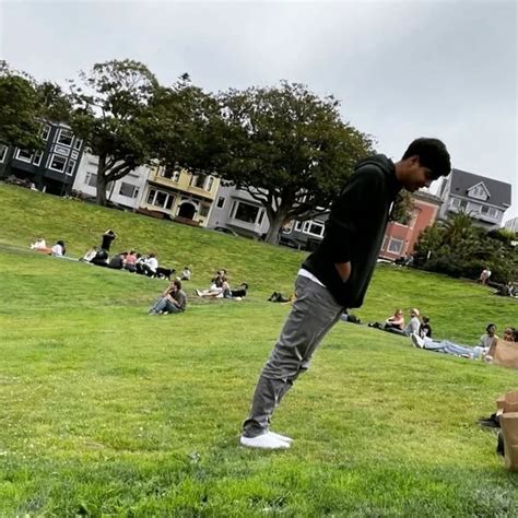 Pratyush Pratyushhari On Threads