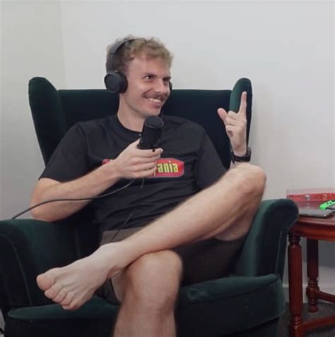 Josh Thunigs Feet