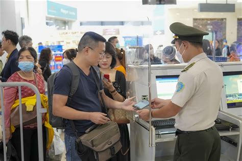 New Devices Allow Faster Checks Via Vneid App For Domestic Flights