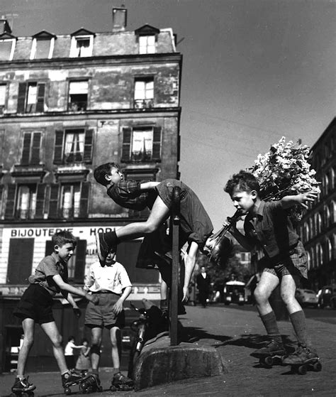 The Street Life Of Paris Through The Spectacular Photography Of Robert