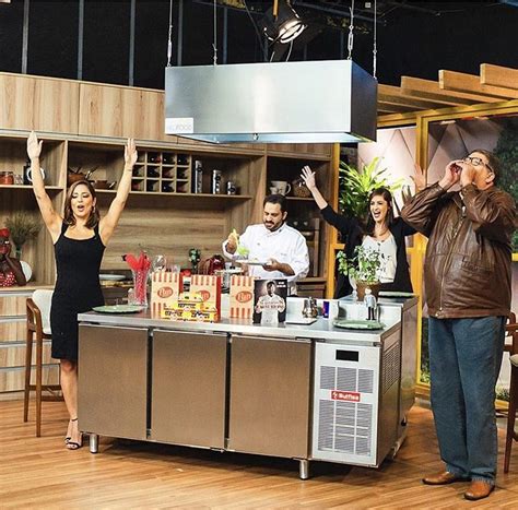 Papo Em Dia O Programa Mais Animado Da Tv Brasileira Seg A Sex As 10h Com Luciano Faccioli