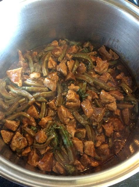 Carne Con Nopales Pork And Cactus Mexican Food Recipes Vegetable