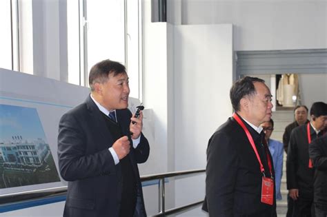 马凯副总理率国家制造强国建设领导小组一行参观胜利精密 苏州胜利精密制造科技股份有限公司