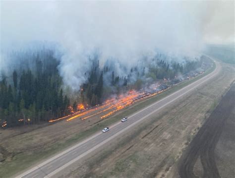 Fort Nelson Bc Wildfire Evacuees Warned Against Early Return Cbc News