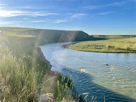 3 Day Milk River Canoe Trip In Alberta—the Ultimate Guide Out And Across