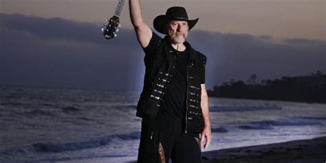 Interview Colin Hay Brings His Acoustic Performance To The Southern