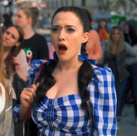 Kat Dennings Scrolller
