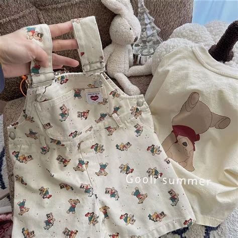 2025夏季新款儿童背带裤韩版男女宝宝卡通小熊印花背带短裤百搭潮 阿里巴巴